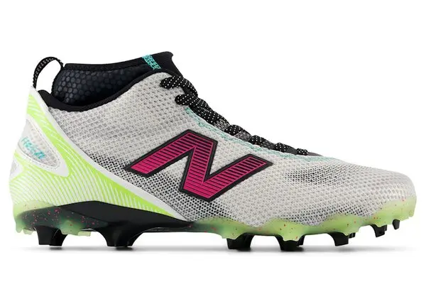 NEW BALANCE Freezelx V5 Limited Edition Lite Cleats - White/black