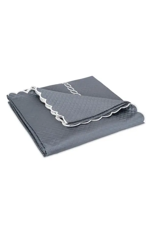 MATOUK Classic Chain Scallop Matelassé Coverlet - Steel Blue/ Bone