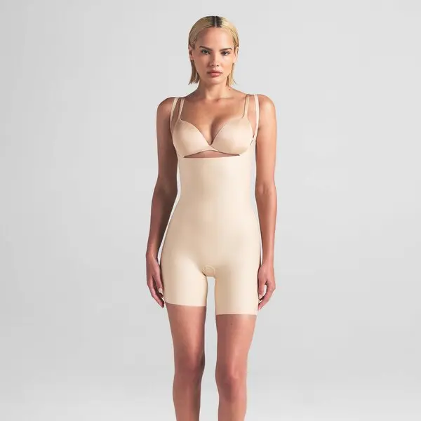 SKIMS Body Core Sculpt Open Bust Mid Thigh Bodysuit - Sand