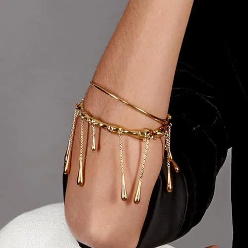 LUCY QUARTERMAINE Drop Bangle - Gold Vermeil