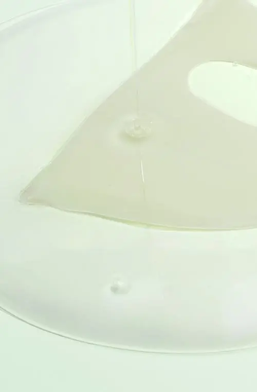 LUVUM Calming Repair Cica Gel Mask