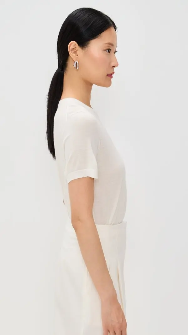 Theory Basic Tee - New Ivory