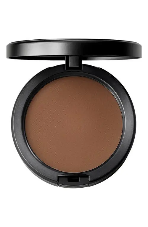 MAC COSMETICS Studio Fix Powder Plus Foundation - Nc63