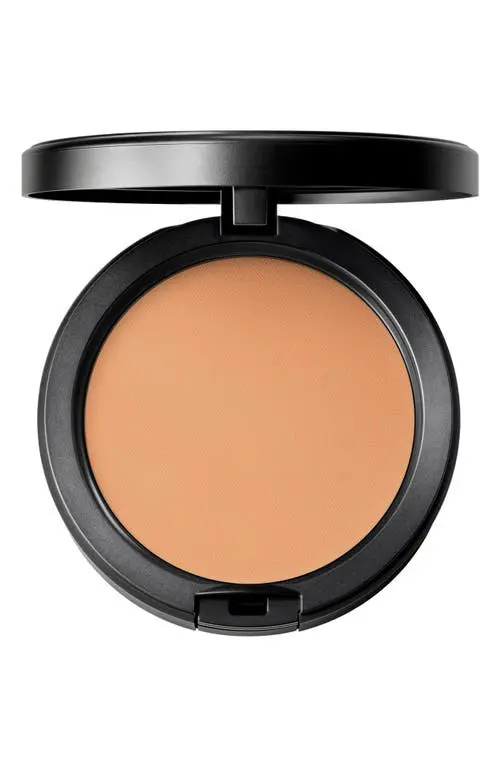 MAC COSMETICS Studio Fix Powder Plus Foundation - Nw22