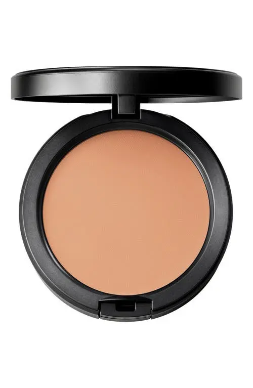 MAC COSMETICS Studio Fix Powder Plus Foundation - Nw30