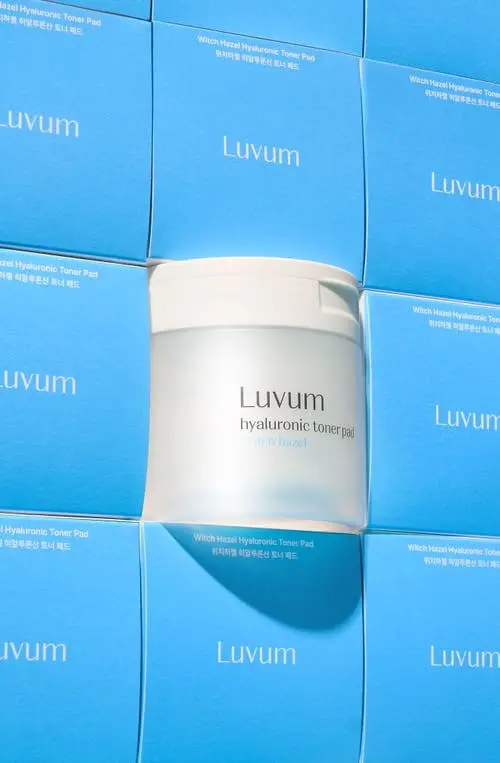 LUVUM Witch Hazel Hyaluronic Toner Pad