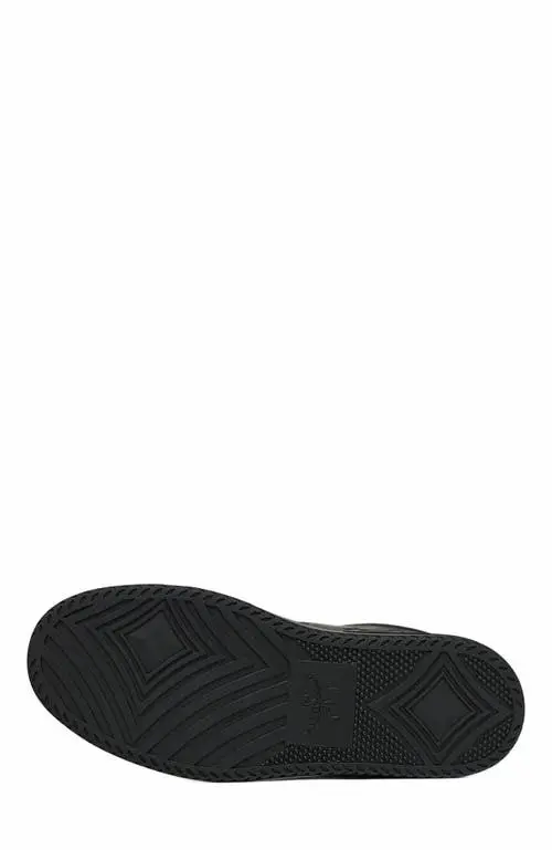 Mcm Neo Terrain Lo Sneakers