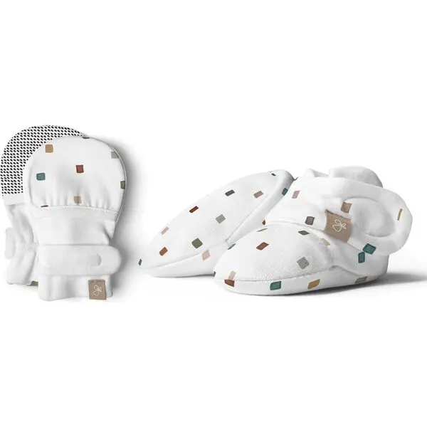 GOUMIKIDS Stay On Baby Mitts & Boots Set - City Blocks