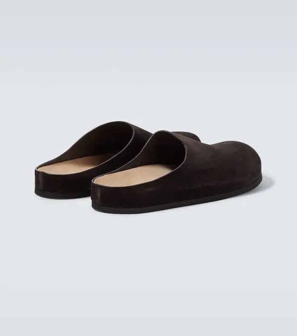 COMMON PROJECTS Suede Clogs