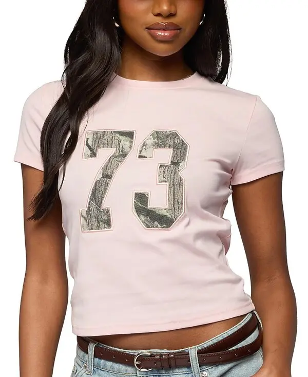 EDIKTED Camo '73' T-shirt - Light-pink