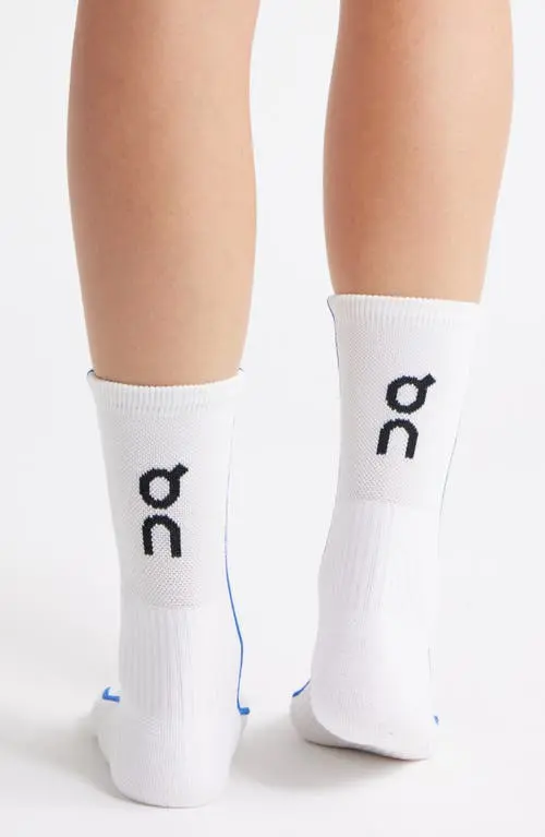 On Court Crew Socks - White/ Indigo