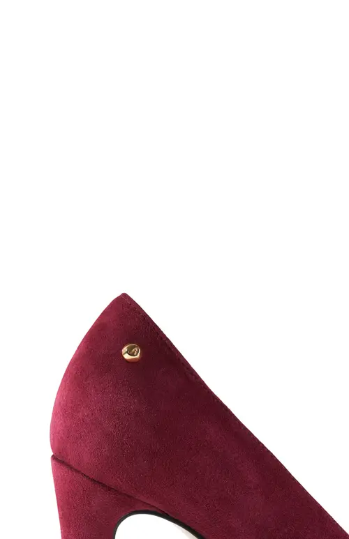 STINAA.J Jackie Suede Pumps With Orthopedic Support - Cherry Suede