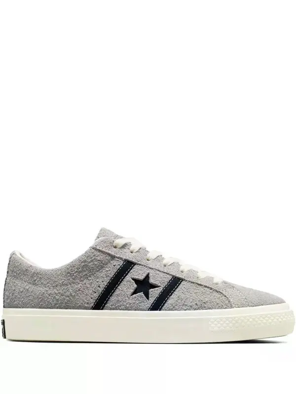 CONVERSE One Star Academy Pro Sneakers