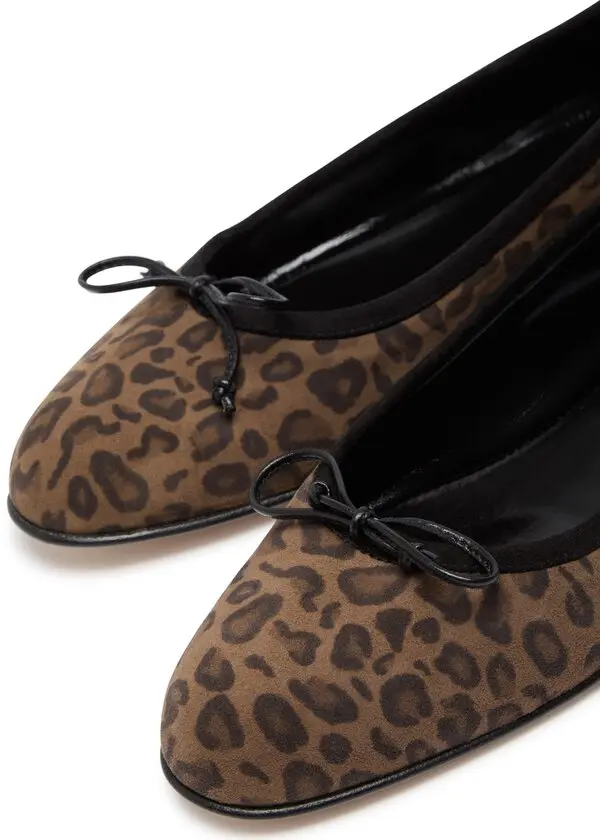 Manolo Blahnik Veralli Ballet Flats - Leopard
