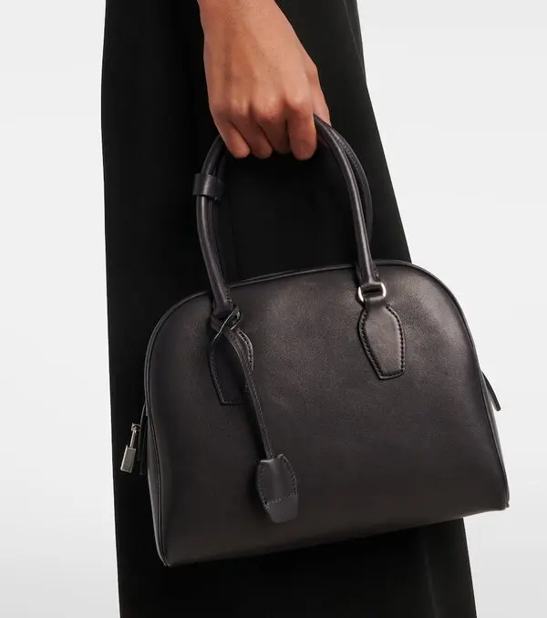THE ROW India 10.00 Leather Tote Bag - Black