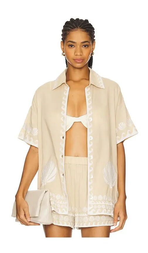 Show Me Your Mumu Parker Button Down - Latte Capri Shells