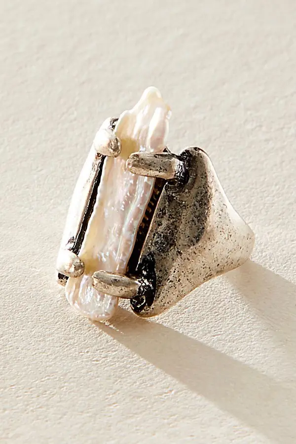 Free People Clasped Pearl Ring - Silver/pearl