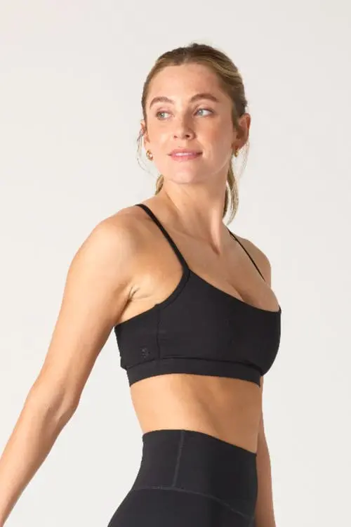 DAUGHTER LESSONS Core Sports Bra 2.0