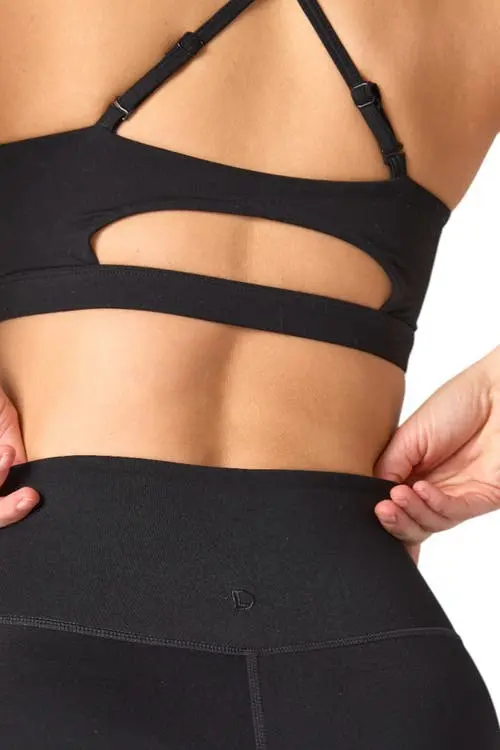 DAUGHTER LESSONS Core Sports Bra 2.0