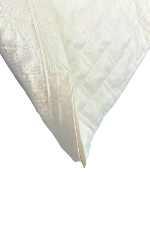 BEDVOYAGE Luxury 100% Viscose Cooling Quilted Brick Coverlet - Ivory