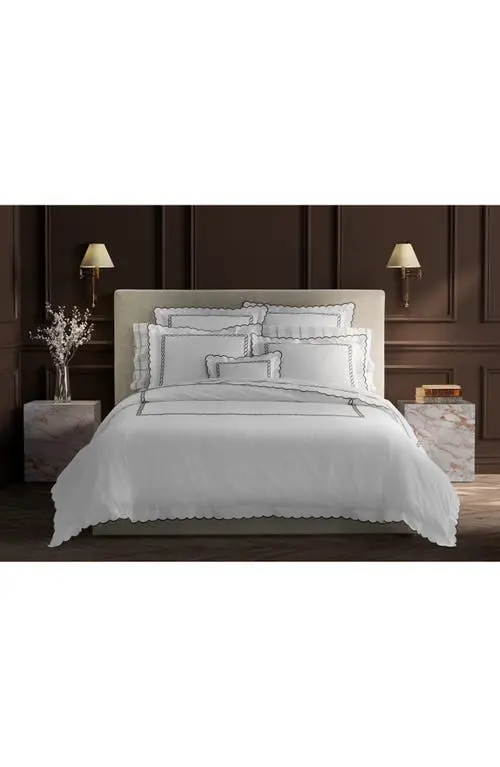 MATOUK Classic Chain Scallop Flat Sheet - White