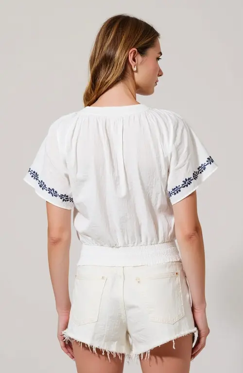 MODENAIRE Embroidered Peasant Blouse