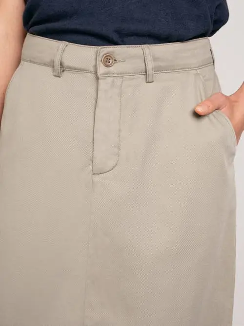 CELTIC & CO. Twill Midi Skirt - Stone
