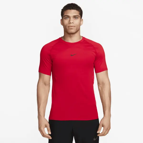 Nike Pro Dri-fit Slim Short-sleeve Top - Red