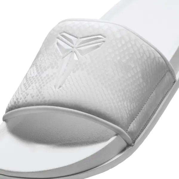 Nike Kobe Offcourt Slides - White