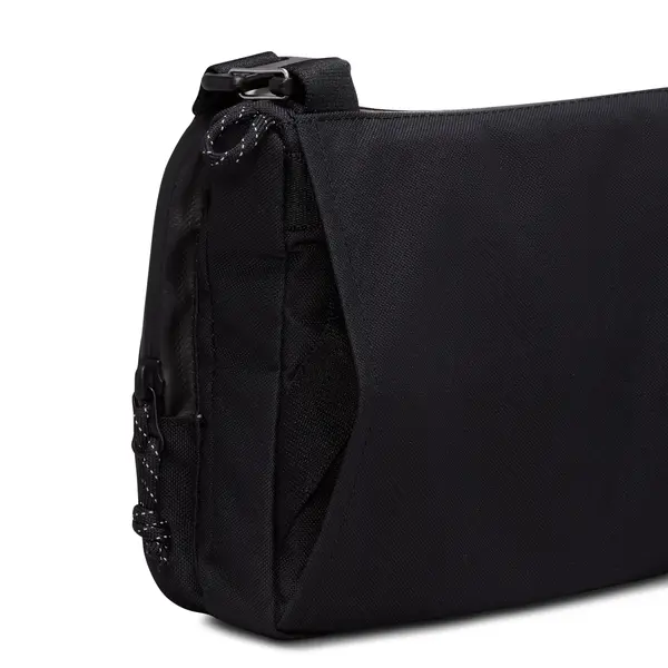 Nike Daymax Crossbody Bag