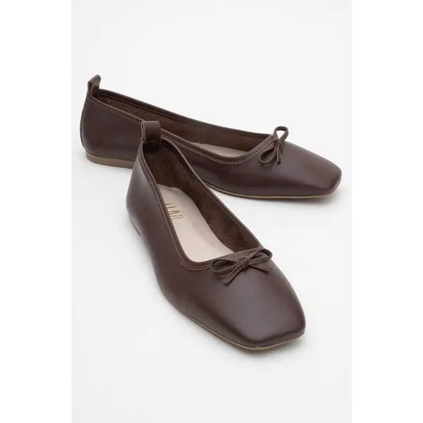 FOREVER & ALWAYS SHOES Sosa Leather Ballet Flats - Brown Leather