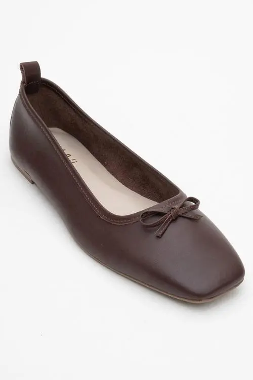 FOREVER & ALWAYS SHOES Sosa Leather Ballet Flats - Brown Leather