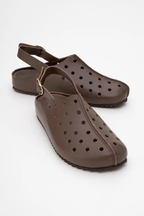 FOREVER & ALWAYS SHOES Justa Leather Clogs - Brown Leather