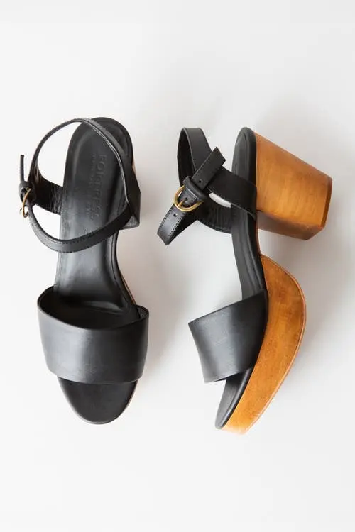 FORTRESS Hannah Platform Clog Sandal - Black
