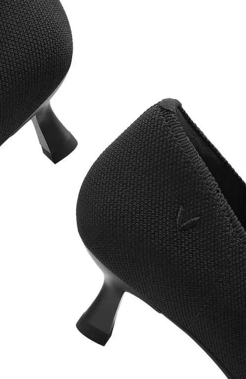 Vivaia Scarlett Pointed-toe Kitten Heels - Black