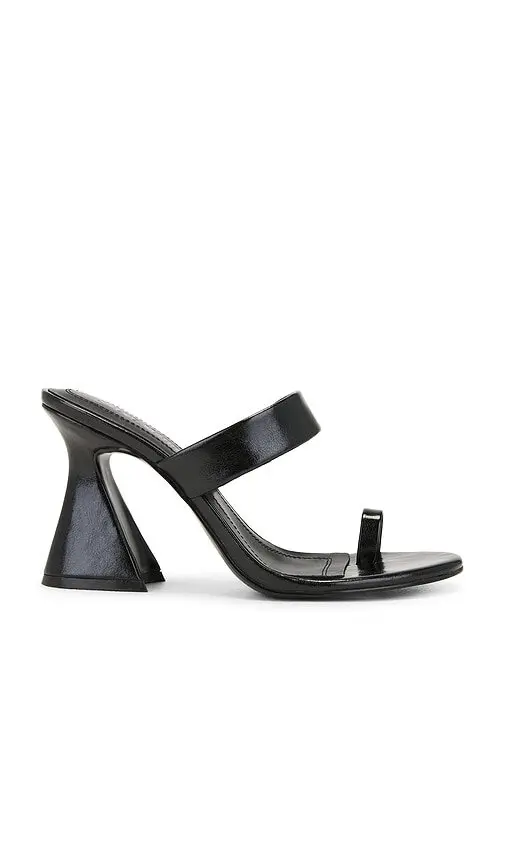 Steve Madden Renie Sandals