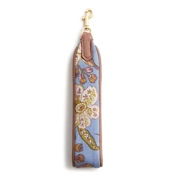 VERA BRADLEY Wide Key Chain In Begonia Fields - Blue