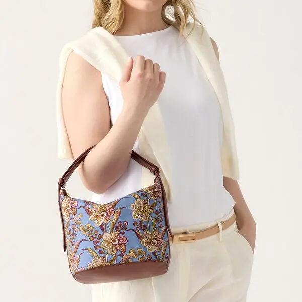 VERA BRADLEY Astoria Begonia Fields Shoulder Bag - Blue