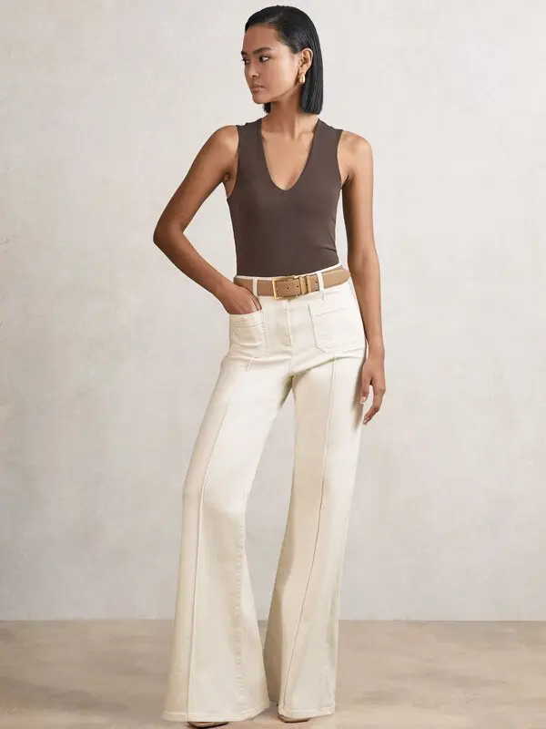 REISS Sakura Petite Patch-pocket Flared Jeans - Ecru