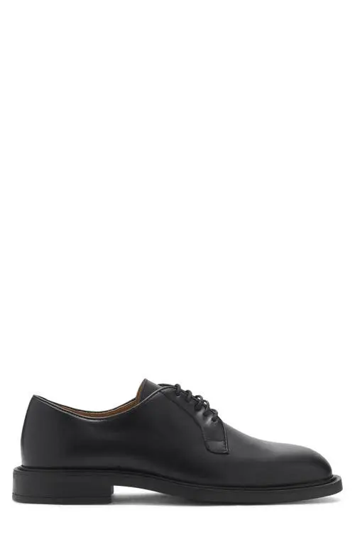 Mango Leather Oxford