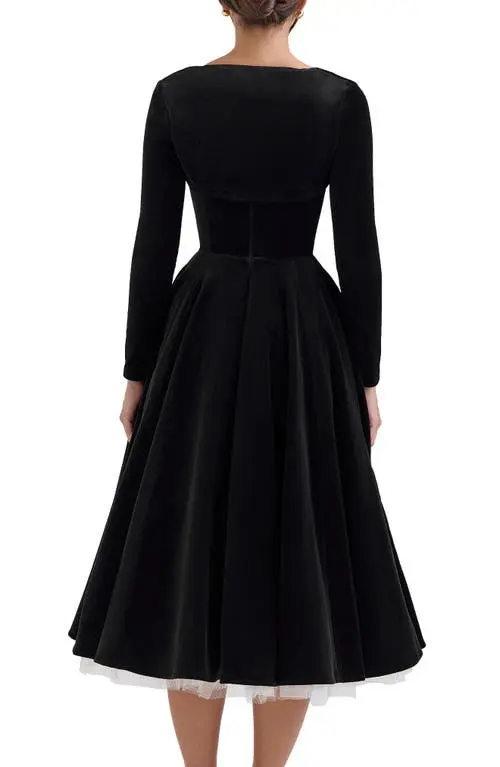 black house of cb dress Clothing: Maxi Dresses: 'Calla' Pearl Embellished Maxi and a sweeping train for dramatic flair House Of Cb Mademoiselle Long