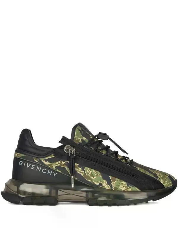 Givenchy Spectre Camo-print Sneakers - Black