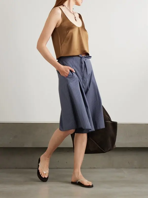 LESET Barb Scoop Cropped Washed-satin Tank