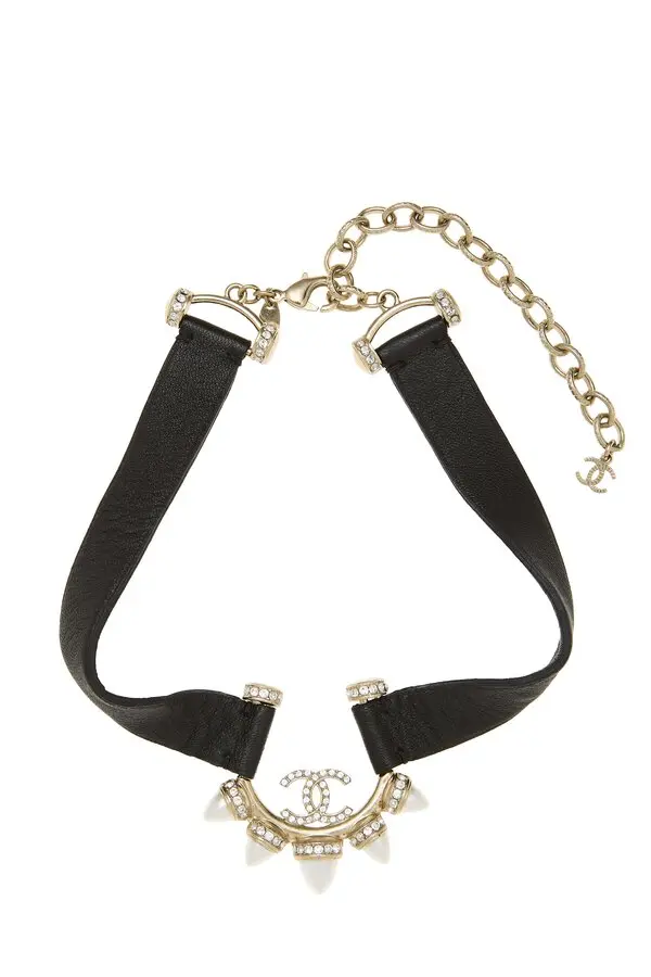 Chanel Faux Pearl And Crystal 'cc' Choker - Gold