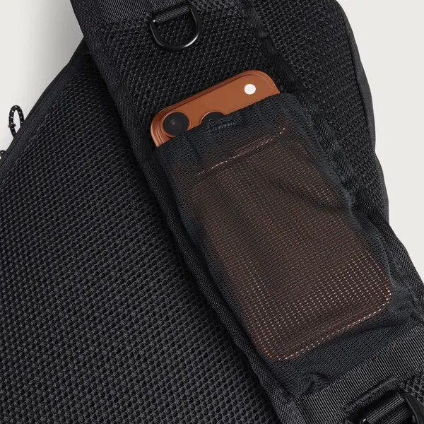 Oakley Latitude Sling Pack - Blackout