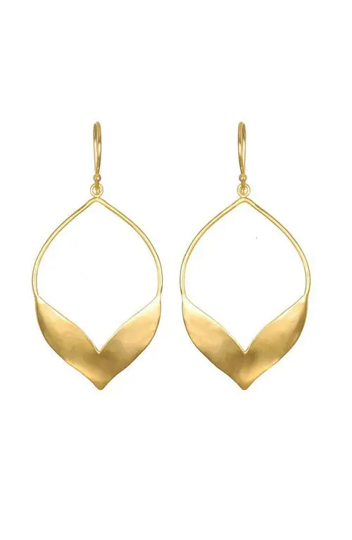 SATYA JEWELRY Fluttering Petals Earrings - Gold