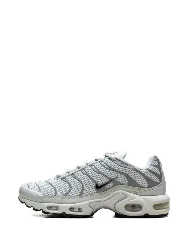 Nike Air Max Plus Low-top Sneakers - White