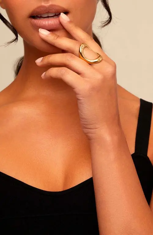 UNODE50 Open Oval Statement Ring - Gold