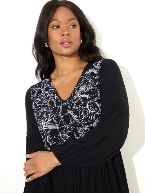LIVE UNLIMITED Embroidered Crinkle Dress