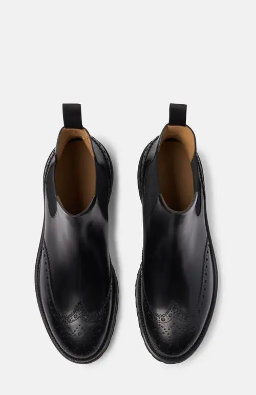 SCAROSSO Chelsea Boots With Full Brogue And Lug Sole - Black Calf